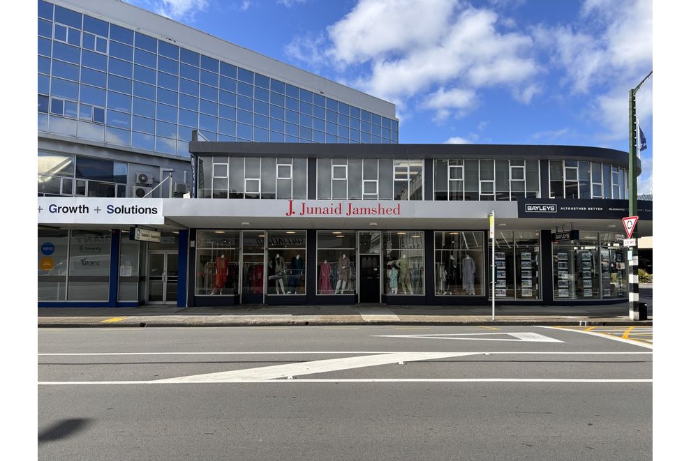 For lease 120 Queens Drive, Hutt Central - realestate.co.nz