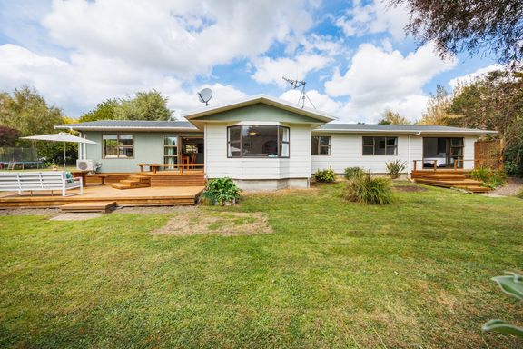 Sold - 23 Eyre Road, Linton - realestate.co.nz