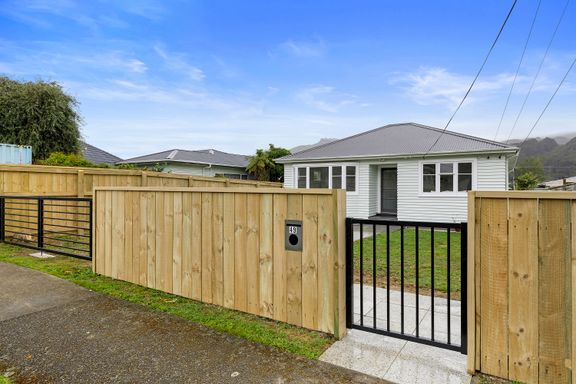 Property value - 49 Bledisloe Crescent, Wainuiomata - realestate.co.nz