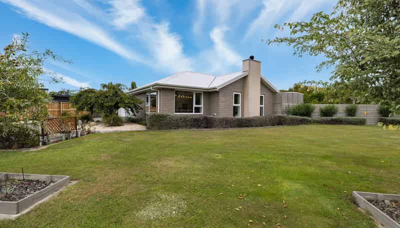 Sold - 8 Riverside Way, Amberley - realestate.co.nz