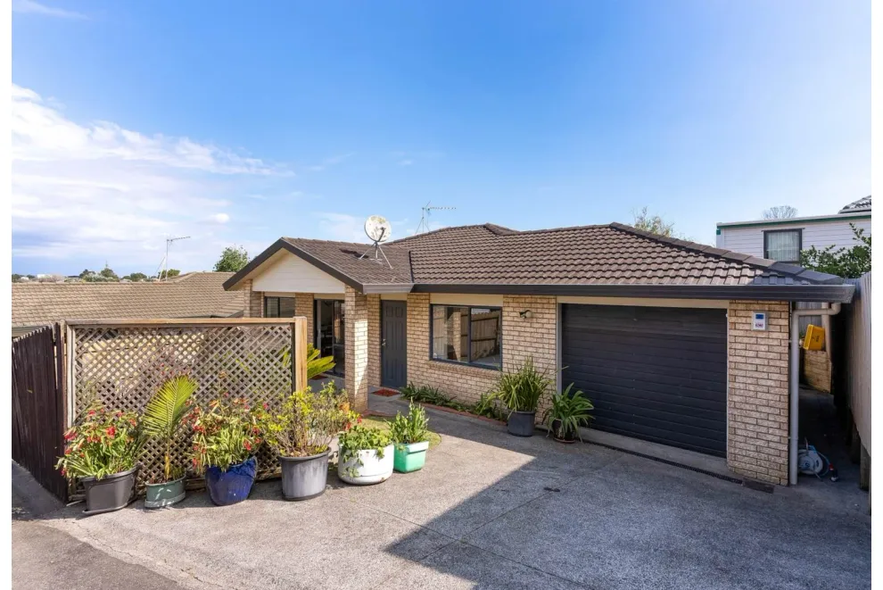 28a Hillcrest Road, Papatoetoe, Manukau City - For Sale - realestate.co.nz