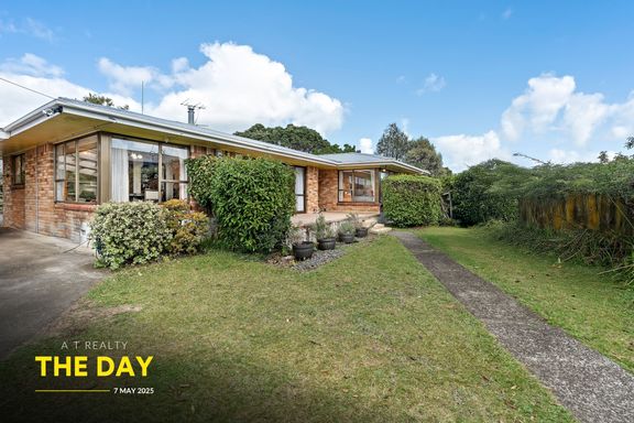 Sold - 39 Lynmore Drive, Hillpark - realestate.co.nz