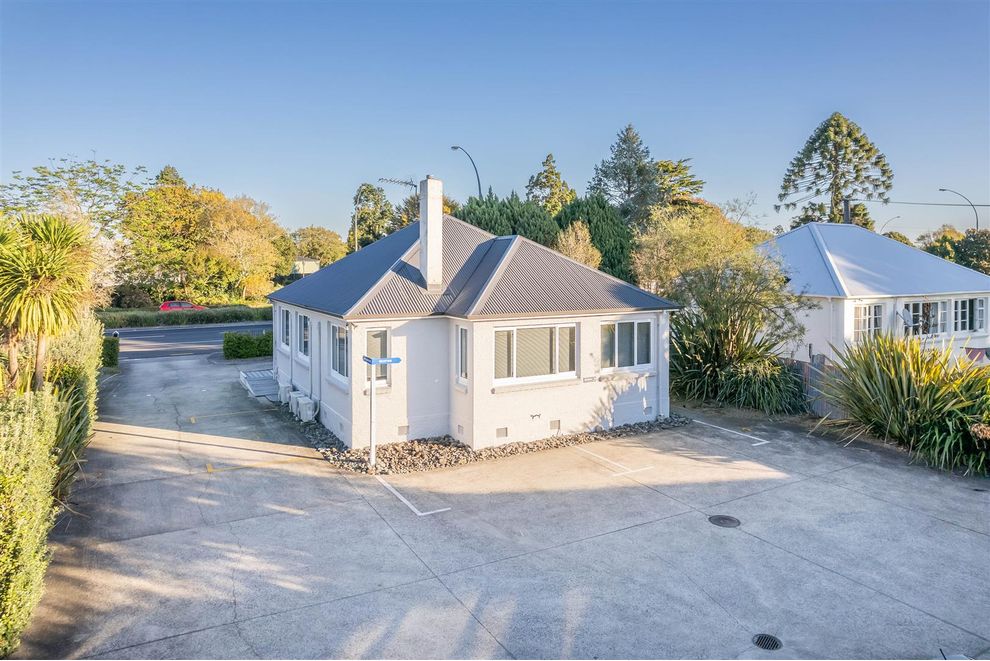 For sale 131 Cobham Drive, Hamilton East - realestate.co.nz