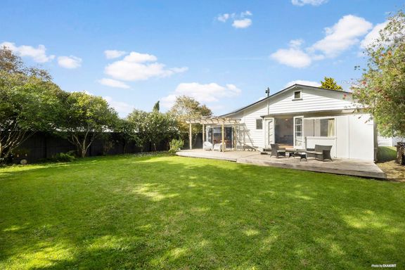 Property value - 13 Miller Street, Point Chevalier - realestate.co.nz