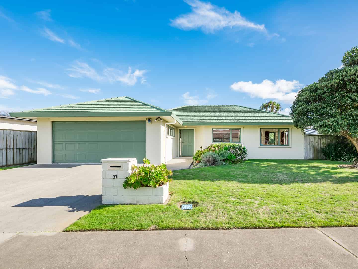 Kapiti Coast Homes and Real Estate for Sale - realestate.co.nz