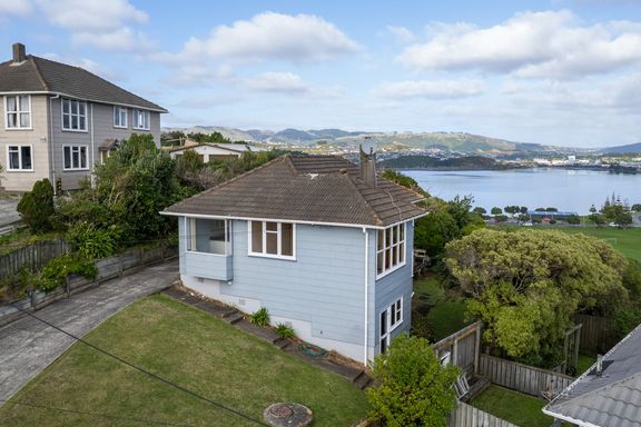 Sold - 20 Spur Grove, Titahi Bay - realestate.co.nz