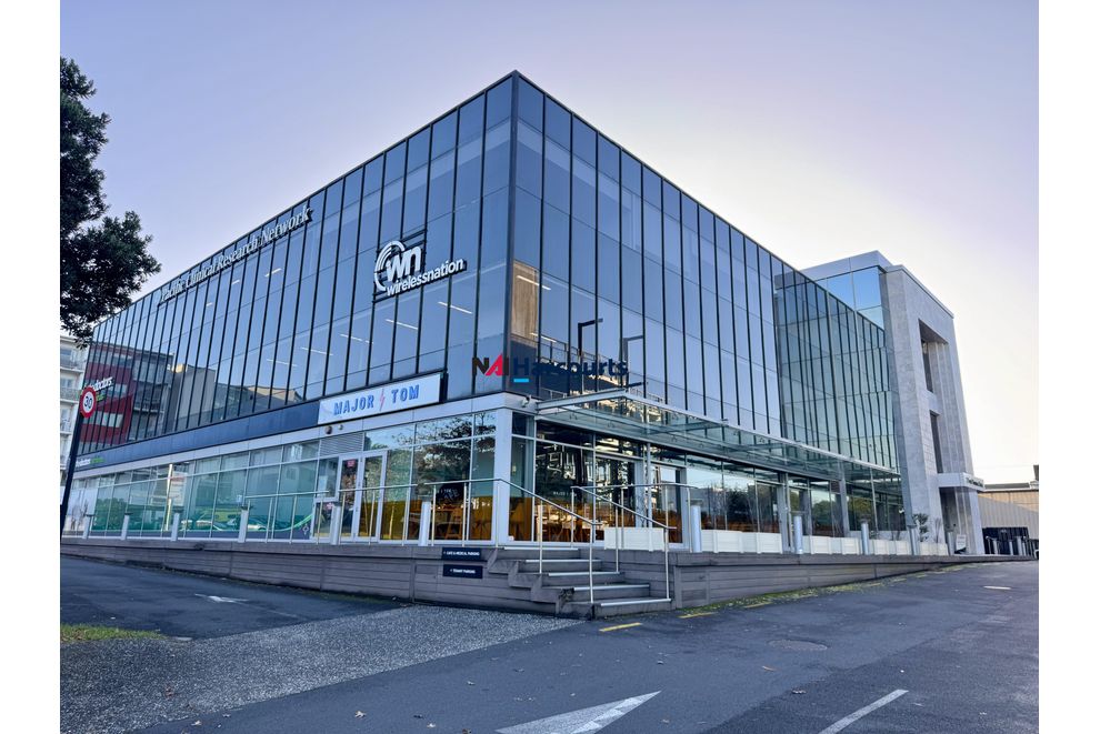 For lease 1/2 Fred Thomas Drive, Takapuna - realestate.co.nz