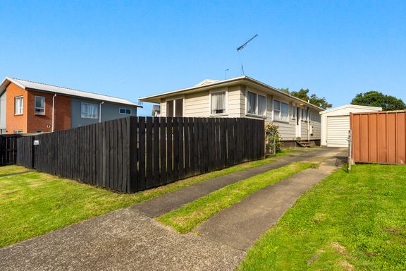 Sold - 144 Mahia Road, Wattle Downs - realestate.co.nz