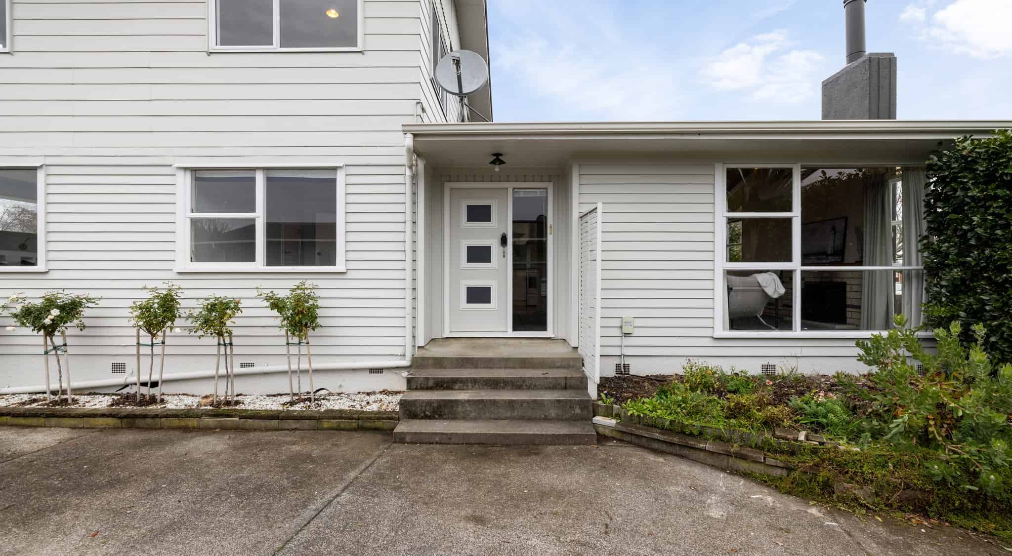 Sold - 34 Deanwell Avenue, Deanwell - realestate.co.nz