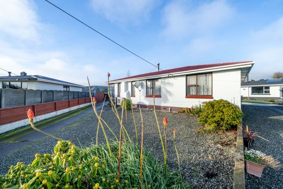 Sold - 12 Anderson Place, Gore - realestate.co.nz