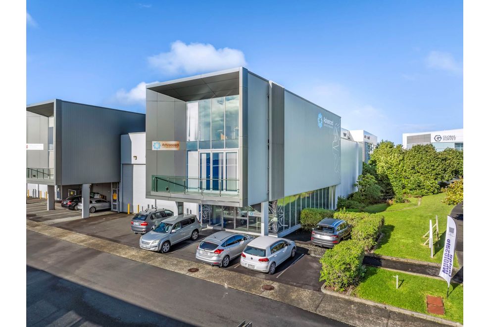 For sale Unit 1/9 Orbit Drive, Rosedale - realestate.co.nz