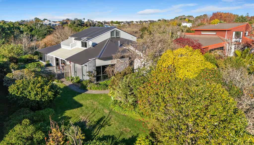 Sold - 64 Karina Road, Merrilands - realestate.co.nz