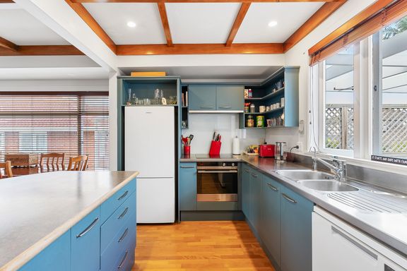 Sold - 1 Oliver Street, Point Chevalier - realestate.co.nz