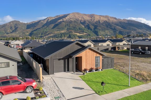 Sold - 12 Guthrie Street, Lake Hawea - realestate.co.nz