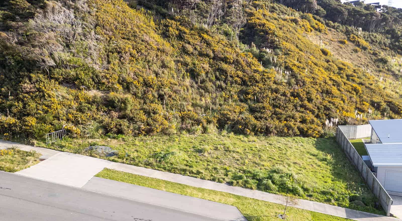 26 Schooner Drive Whitby Porirua City For Sale Nz