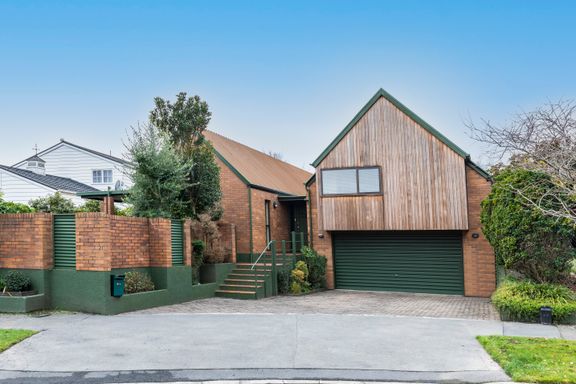 Sold - 21 Dunrobin Place, Avonhead - realestate.co.nz