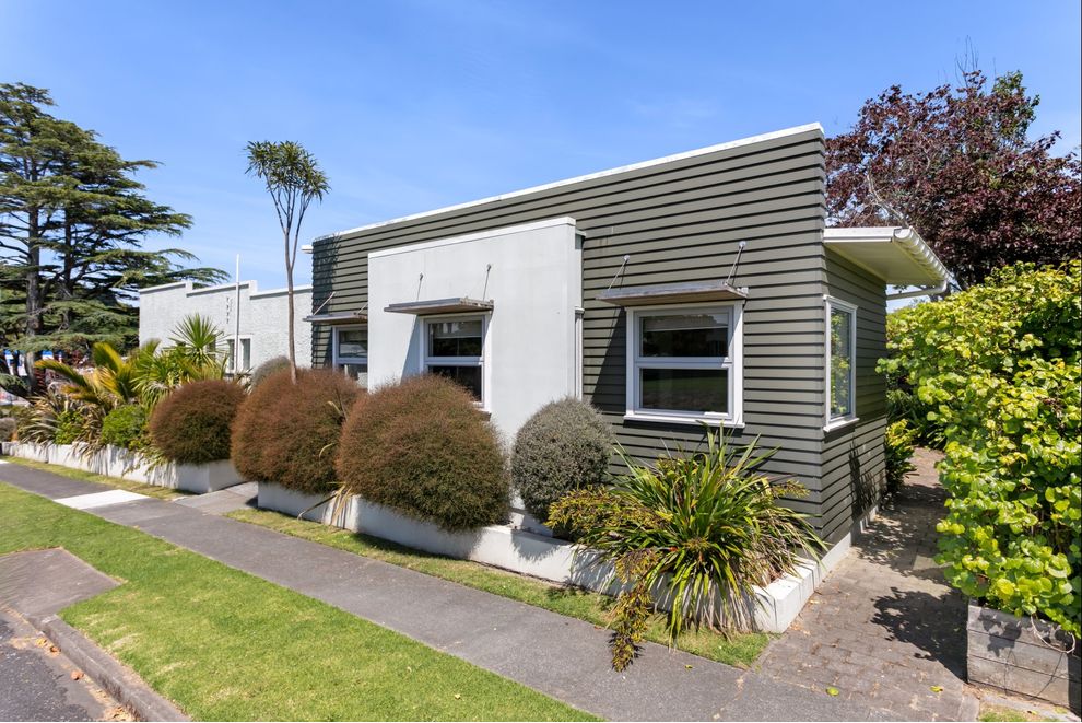 For sale 50 Wainui Road, Outer Kaiti - realestate.co.nz