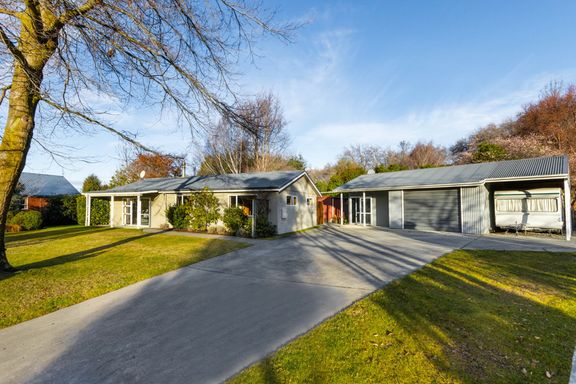 Sold - 7 Larch Place, Wanaka - realestate.co.nz