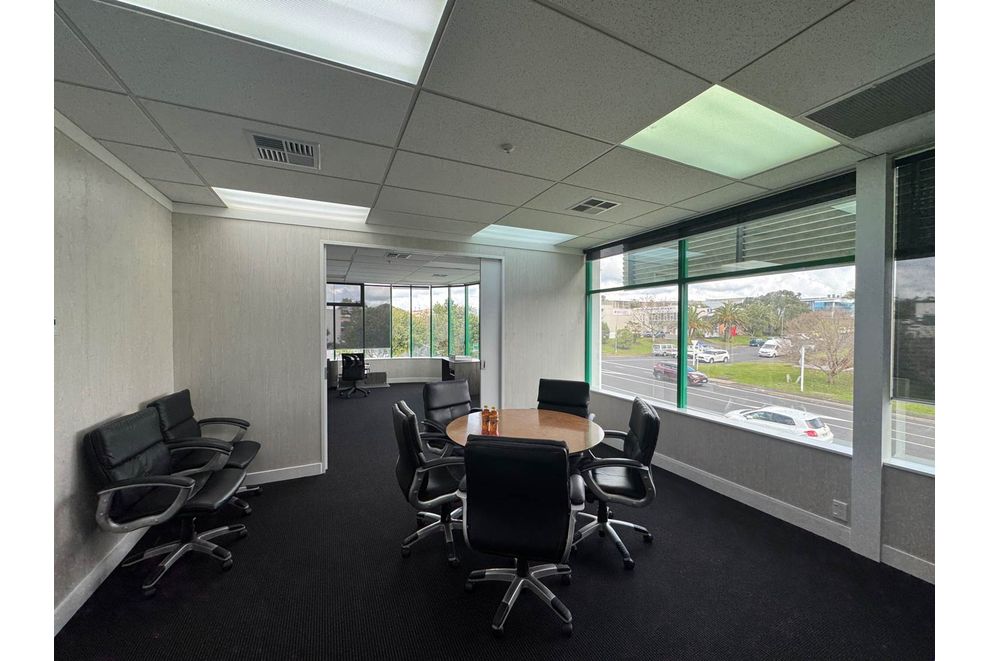 For lease Level 1/5 William Pickering Drive, Rosedale - realestate.co.nz