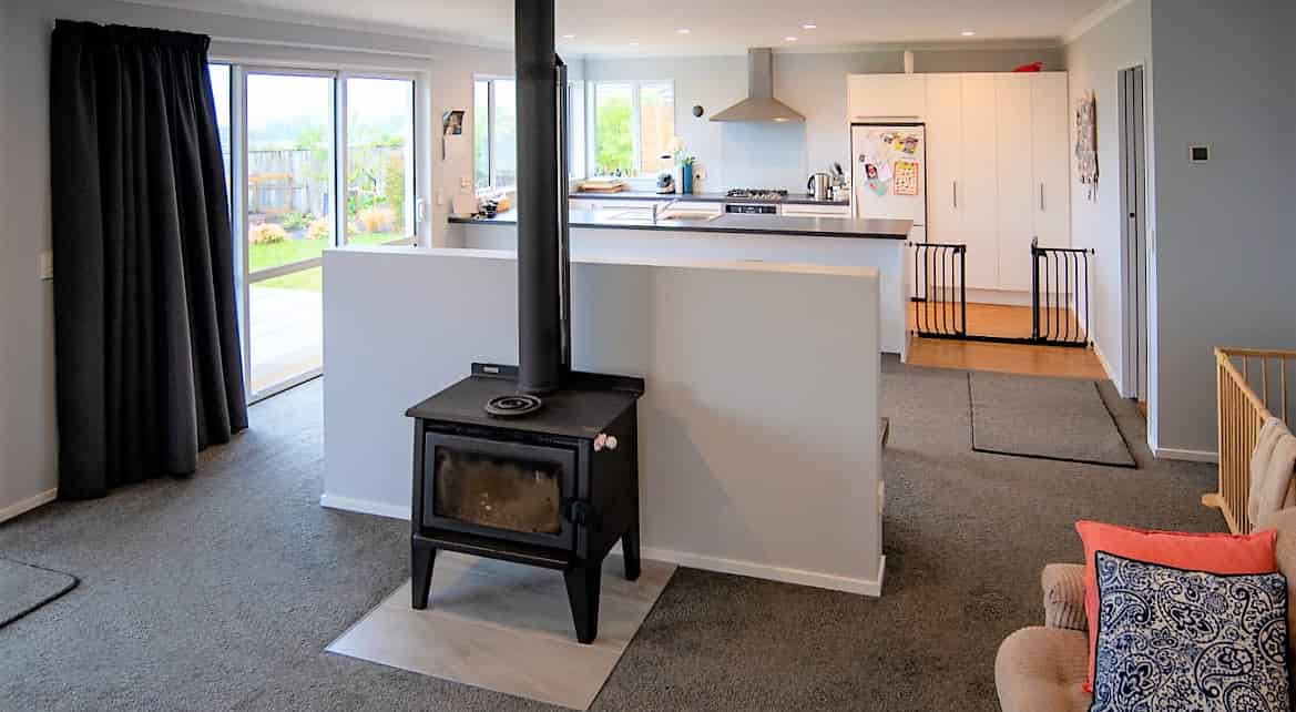 81 Mapua Drive, Mapua, Tasman - For Rent - realestate.co.nz