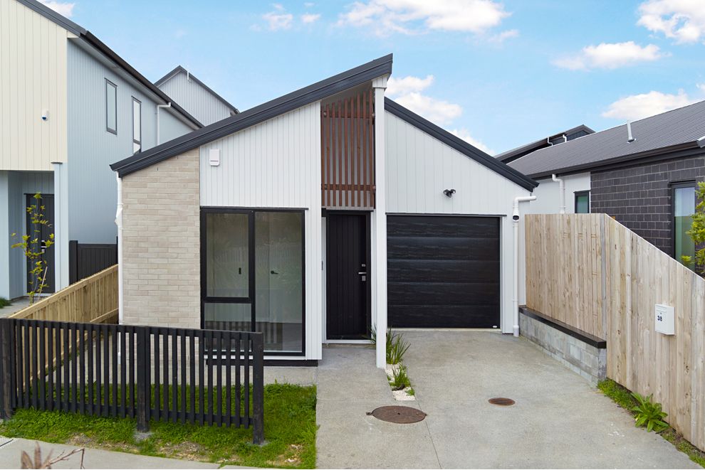 38 Papai Lane, Massey, Waitakere City - For Sale - realestate.co.nz