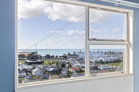 Property value - 15 Weston Street, Moturoa - realestate.co.nz