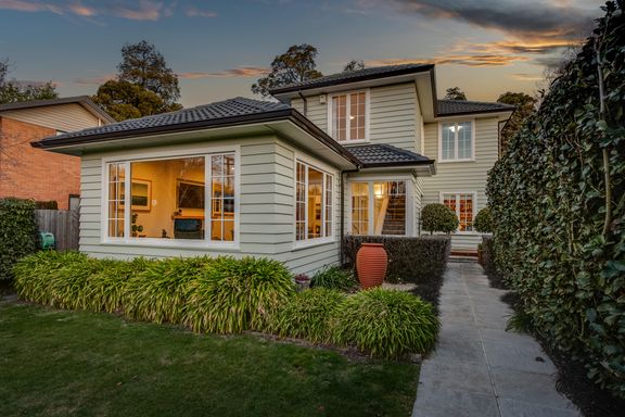 Sold - 15 Ngahere Street, Fendalton - realestate.co.nz
