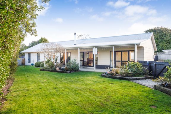 Sold - 1376 Napier Road, Ashhurst - realestate.co.nz