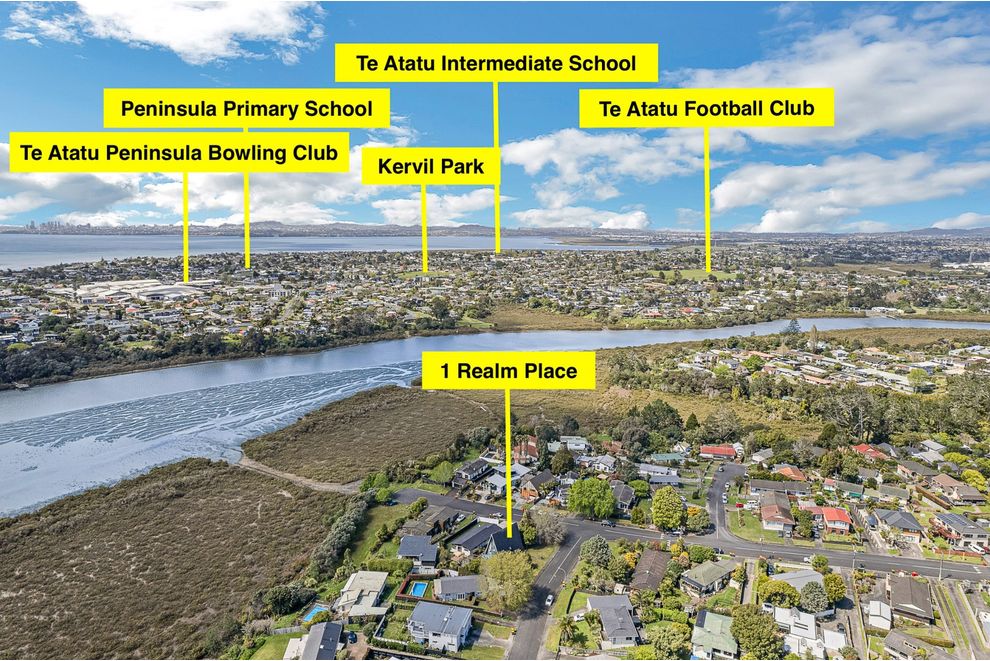1 Realm Place, Massey, Waitakere City - For Sale - realestate.co.nz