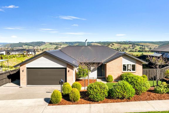 Sold - 32 Katania Heights, Brightwater - realestate.co.nz