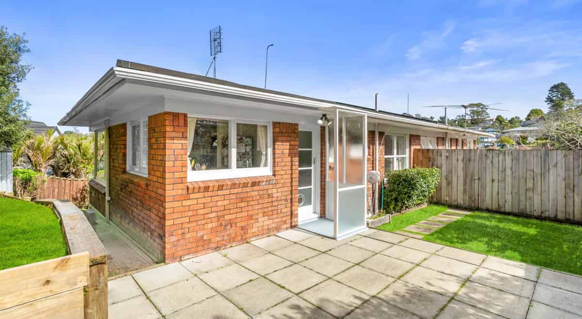 Property value - 2/55 Ayton Drive, Totara Vale - realestate.co.nz