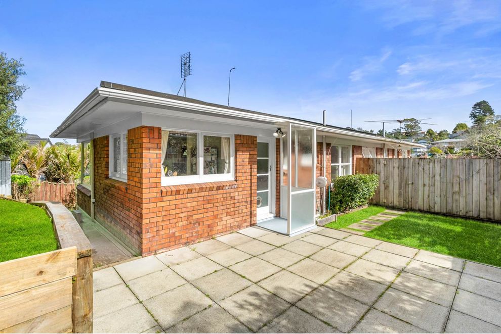 2/55 Ayton Drive, Totara Vale, North Shore City - For Sale - realestate ...