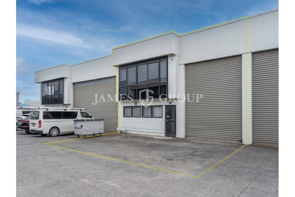 For sale 2/4 Kellow Place, Wiri - realestate.co.nz