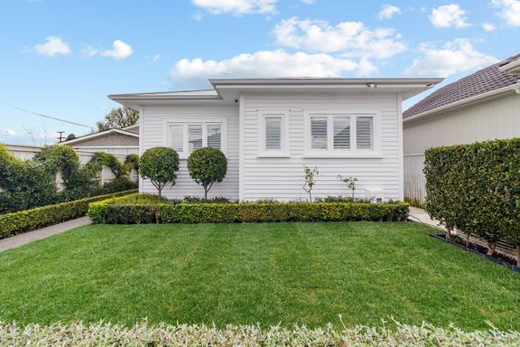 Sold - 355 Point Chevalier Road, Point Chevalier - realestate.co.nz