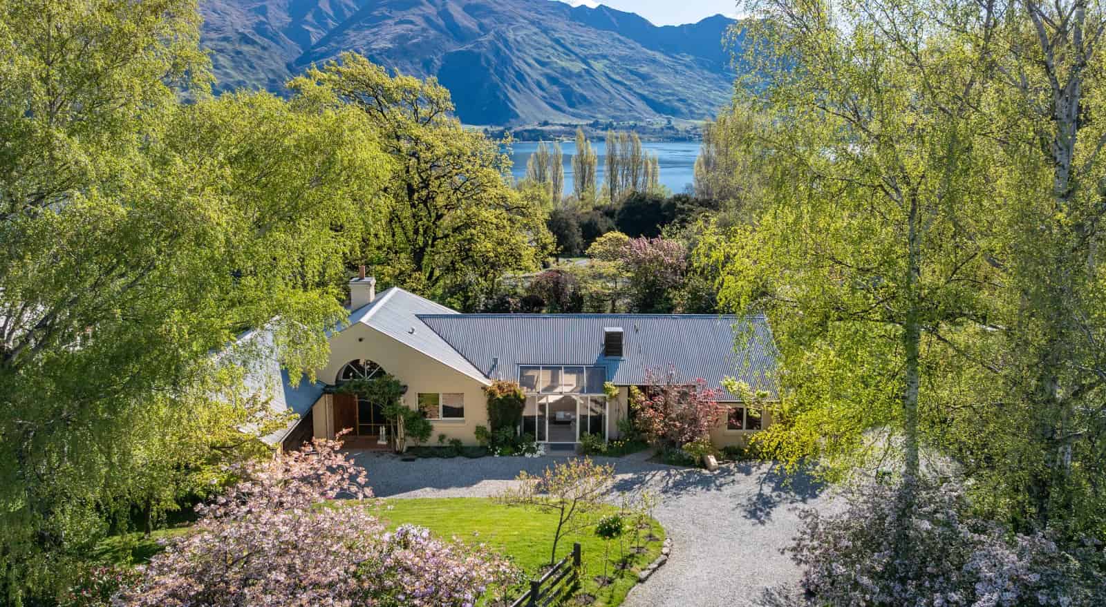 Sold - 30 Beacon Point Road, Wanaka - realestate.co.nz