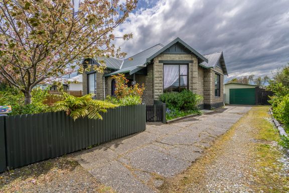 Sold - 16 Woodhouse Street, Appleby - realestate.co.nz