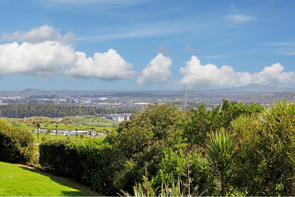 396 Redoubt Road, Totara Park, Manukau City - For Sale - realestate.co.nz