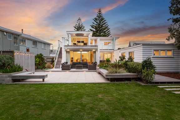 Sold - 185 Breaker Bay Road, Breaker Bay - realestate.co.nz