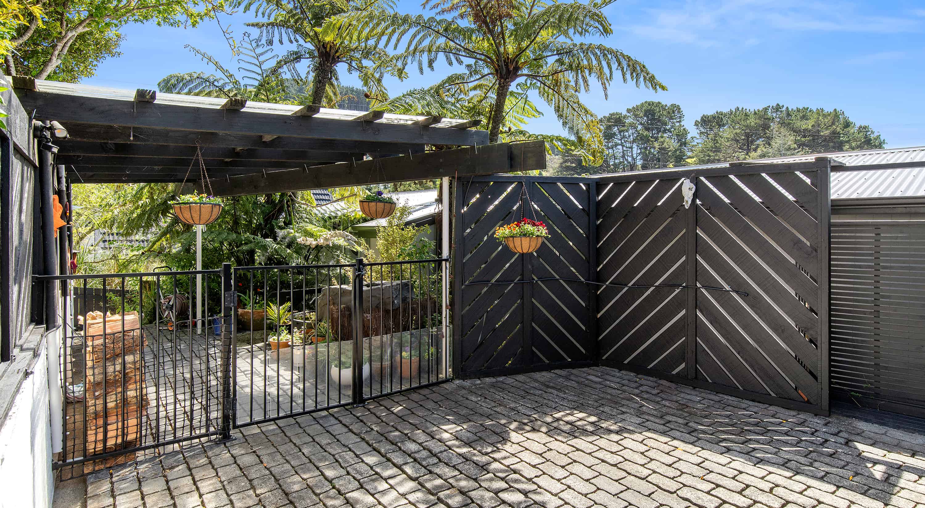 140 Hill Road, Belmont, Lower Hutt City - For Sale - realestate.co.nz