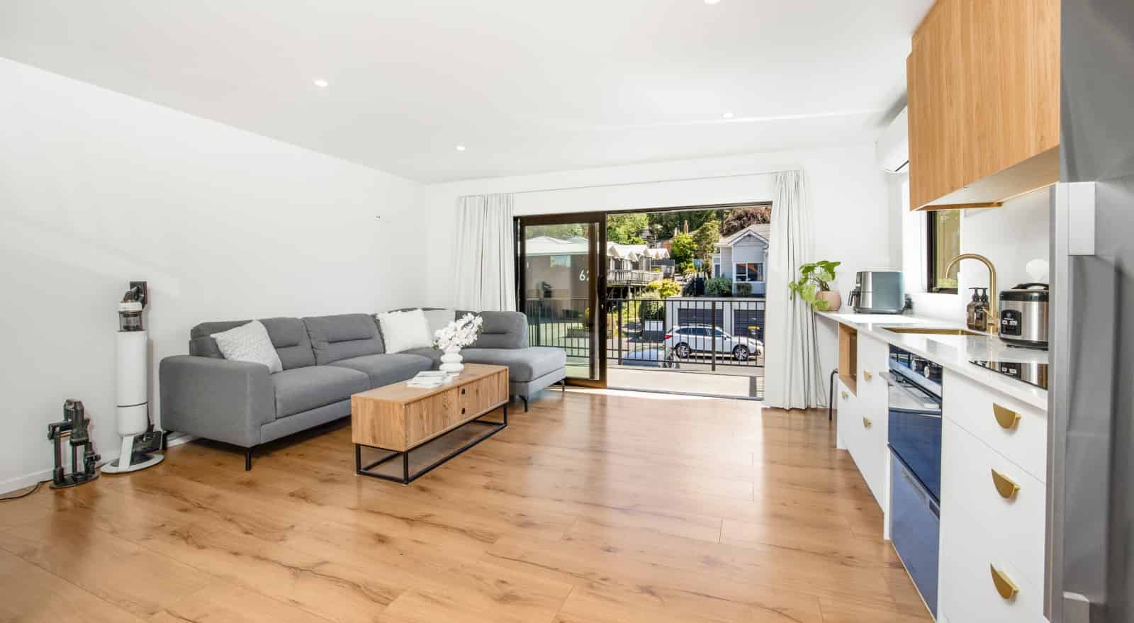 57-4 Manor Place, Dunedin Central, Dunedin City - For Sale - realestate ...