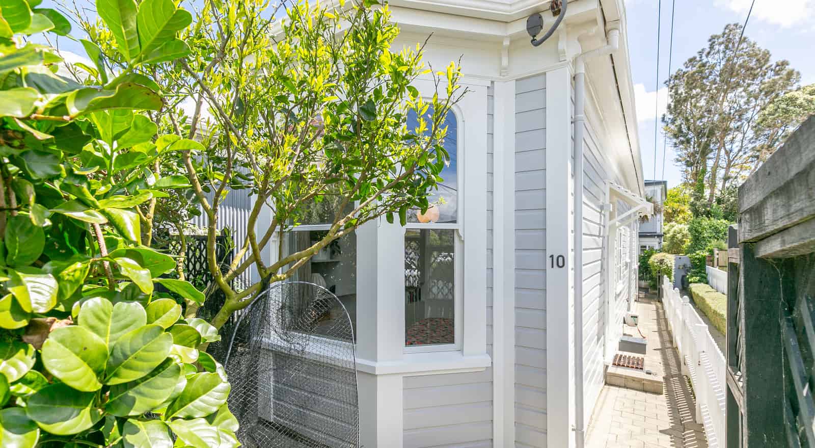Sold - 10 Carrington Street, Mount Cook - realestate.co.nz