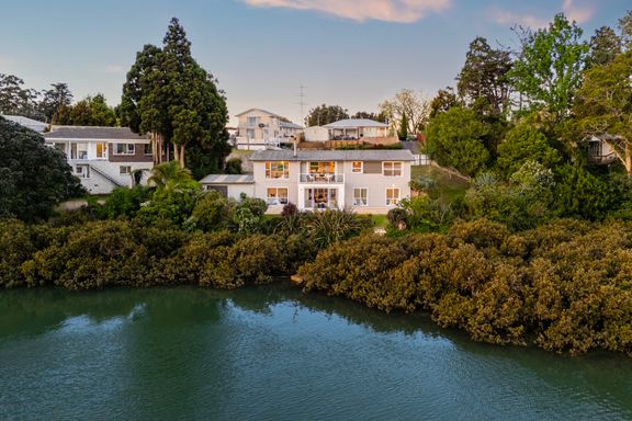 Sold - 12 Te Wiata Place, Avondale - realestate.co.nz