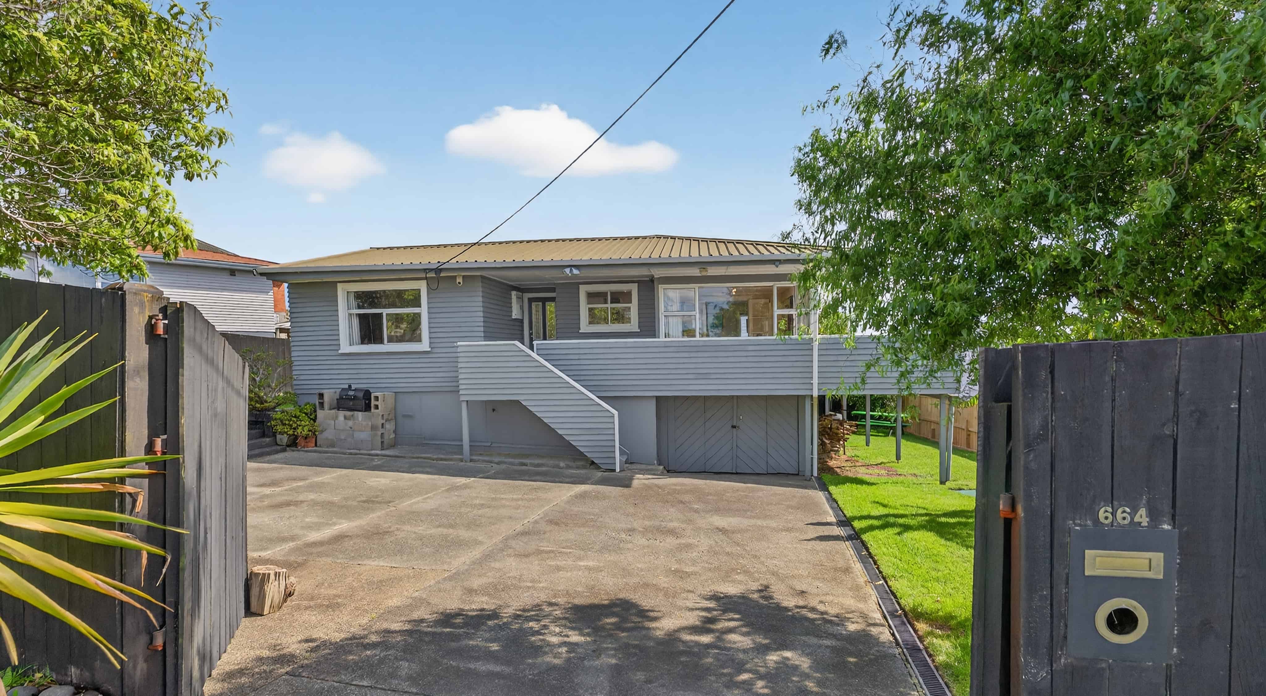 1/664 East Coast Road, Pinehill, North Shore City - For Sale ...