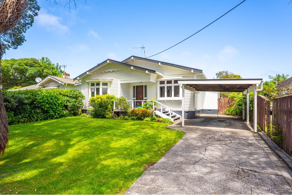 5 Taranaki Street, Saint Johns Hill, Whanganui - For Sale - realestate ...