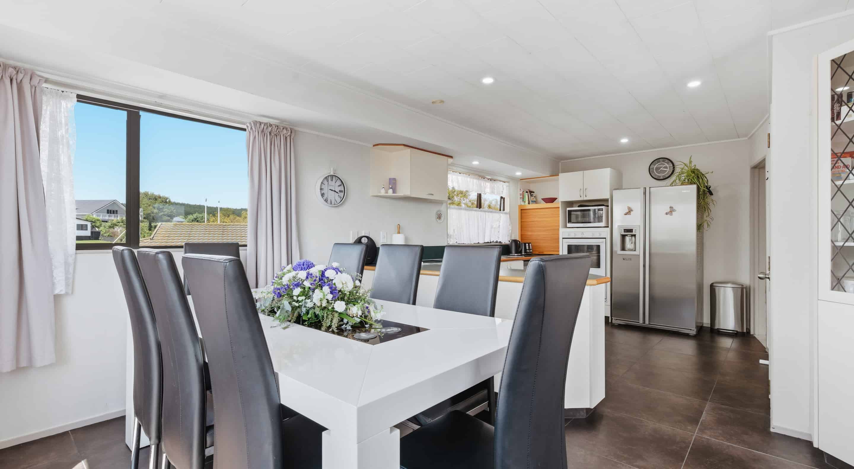 2 Kempton Place, Richmond Heights, Taupo - For Sale - realestate.co.nz