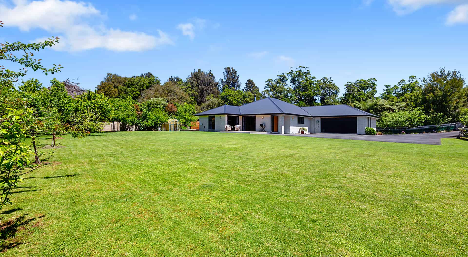 4 Dunbar Place, Highlands Park, New Plymouth - For Sale - realestate.co.nz