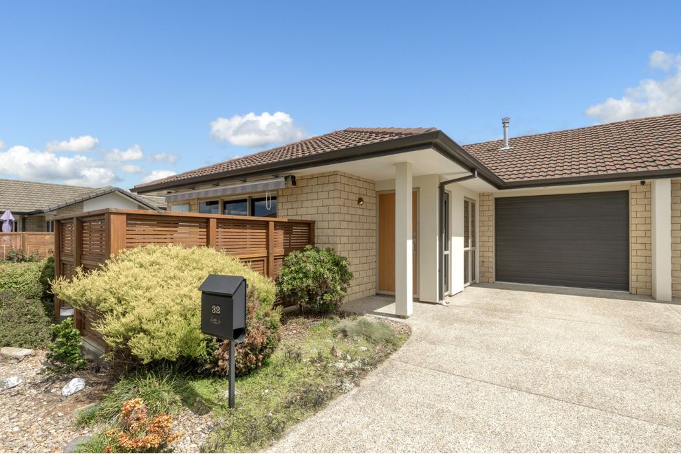 32 Havenbrook Way, Pyes Pa, Tauranga - For Sale - realestate.co.nz