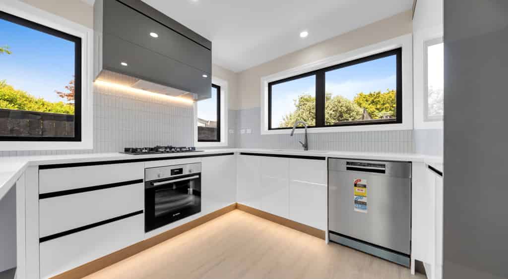 4/53 Hutchinsons Road, Bucklands Beach, Manukau City - For Sale ...