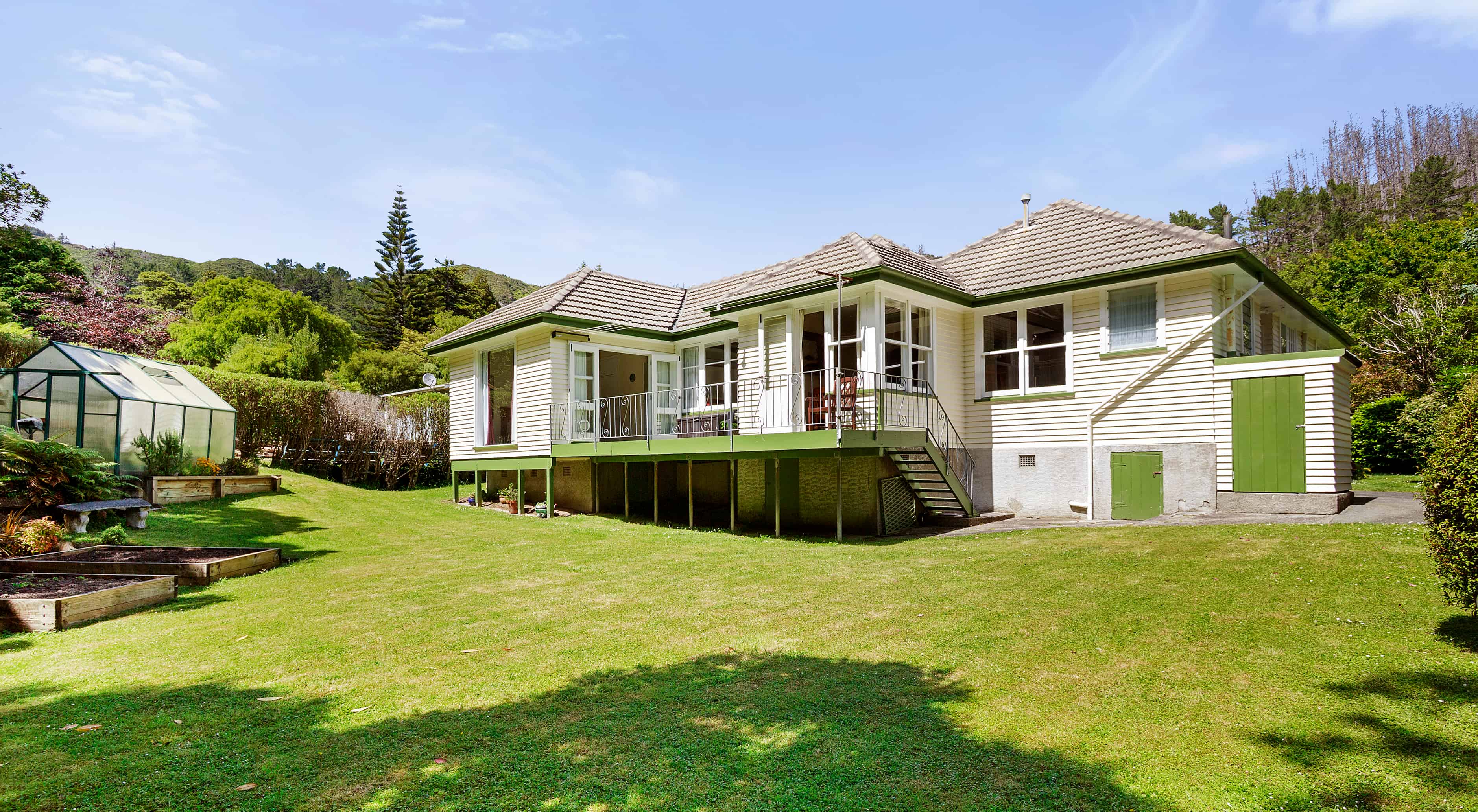 493 Stokes Valley Road, Stokes Valley, Lower Hutt City - For Sale ...