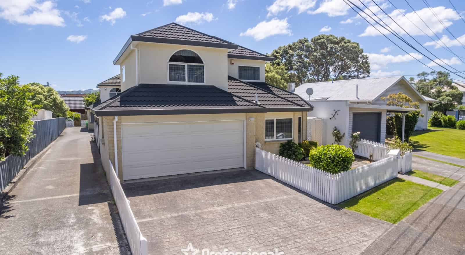 295 Riverside Drive, Waterloo, Lower Hutt City - For Sale - realestate ...